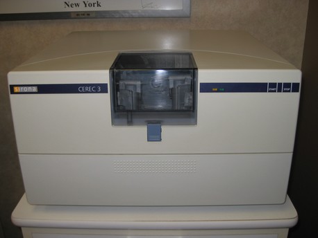 Cerec 3 2005, Cerec 3 milling unit with 138 mills, P300 Oven