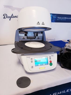 2015 Ivoclar Vivadent Programat CS Furnace + Vacuum Pump